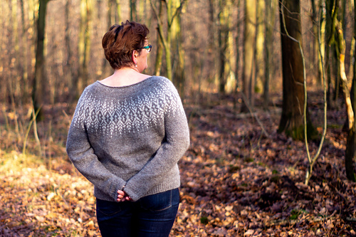 Ravelry: Silverlining pattern by Jennifer Steingass