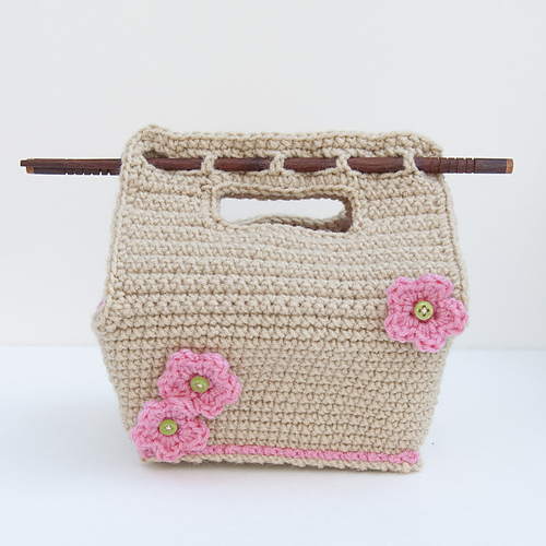Ravelry: Bento-Style Carrier pattern by Karla Fitch