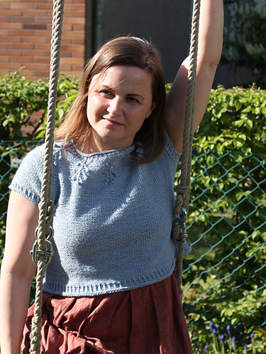 Ravelry: Lavre Top pattern by Imke von nathusius