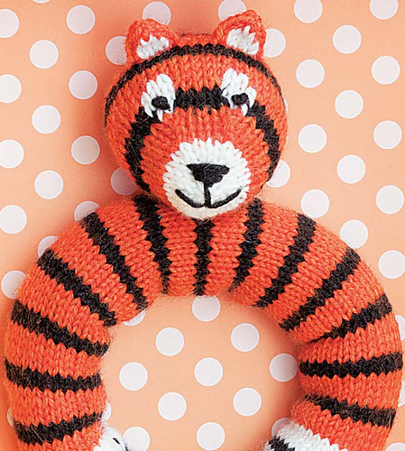 Ravelry: Tiger Ring Toy pattern by Christina Behnke