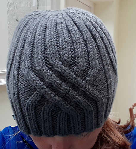 Ravelry: Swerve hat pattern by woollen wave