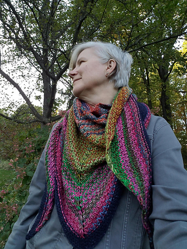 Ravelry: Noro Woven Stitch Shawl pattern by Z apasi