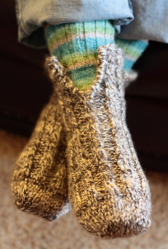 Ravelry: House Booties pattern by Janelle Serio