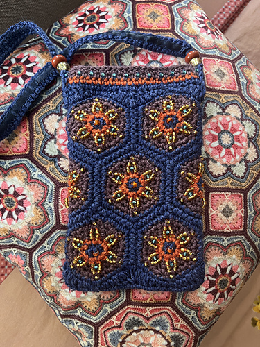 Ravelry: Halley Beaded Pouch pattern by Jane Crowfoot