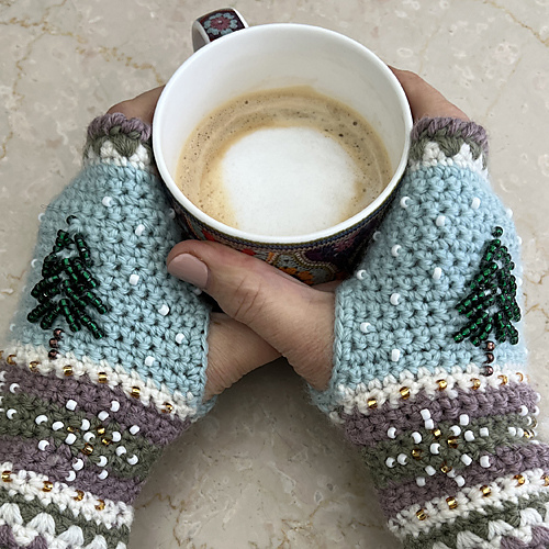 Ravelry: Beaded Pine Winter Mitts pattern by Jane Crowfoot