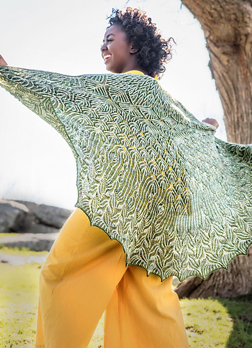 Ravelry: The Susurrate Shawl pattern by Cara Davis Conomos