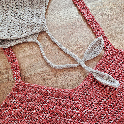 Ravelry: Brilla Top pattern by Javi Hook