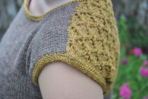 Ravelry: Morning Mist pattern by Annie Rowden