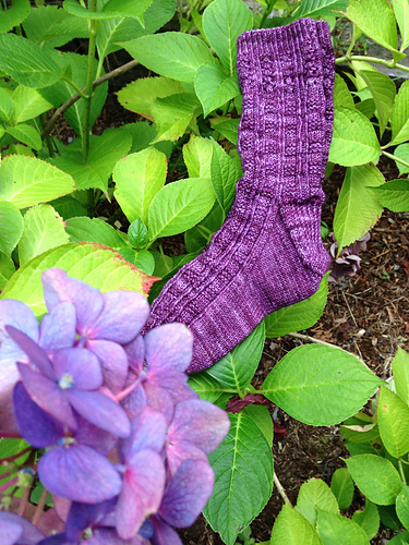 Ravelry: Couplet pattern by Bonnie Sennott