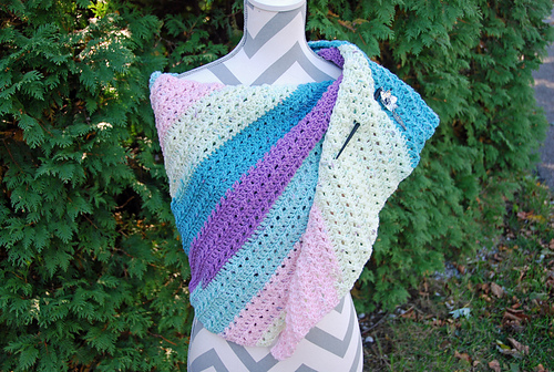 Ravelry: Asymmetrical Scarf pattern by Jeanne Steinhilber