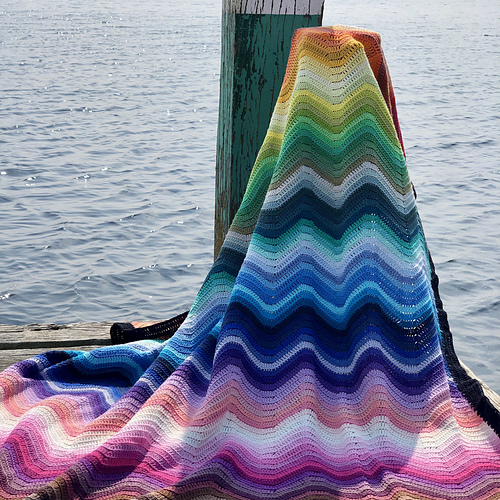 Ravelry: Wacky Wave Blanket pattern by Jellina Verhoeff