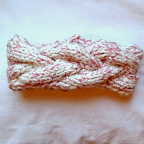 Ravelry: Chunky Cable Knit Headband pattern by Jenny Riley