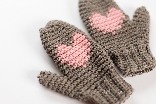Ravelry: Heart Mittens pattern by Jen Dwyer