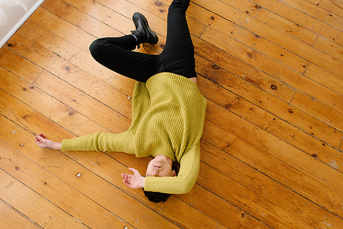 Ravelry: Main Squeeze Pullover pattern by Jen Geigley