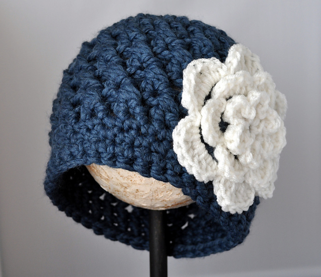 Ravelry: Classy Chunky Flowered Cloche pattern by Classy Crochet