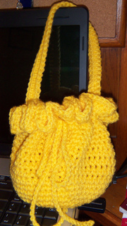 Ravelry: Easy Drawstring Purse pattern by Jen Nipps