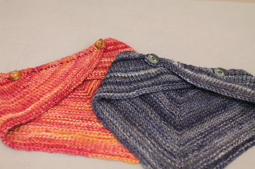 Ravelry: Wolf Scruff pattern by Jenn Sheelen