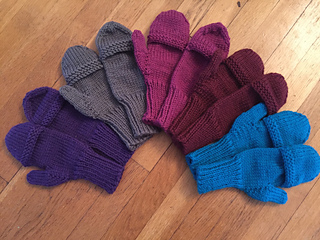 Ravelry: Quick Flip Top Mittens pattern by Jenny Corbett