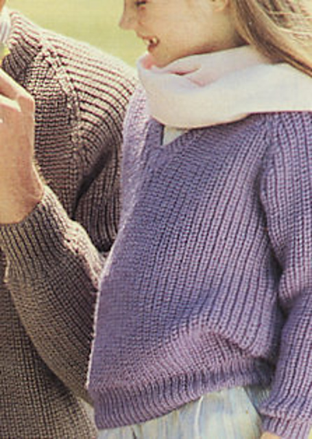 Ravelry: V Neck Version pattern by Patons UK