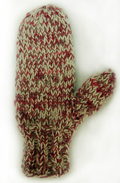 Ravelry: Nancy Warm and Fuzzy Mittens pattern by Ivy Brambles