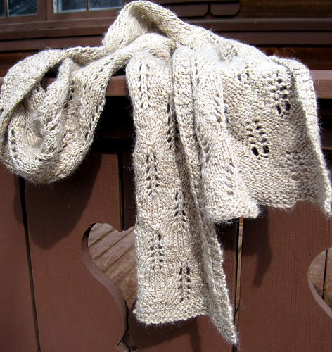 Ravelry: Ashcroft Scarf pattern by Jessica Davidoff