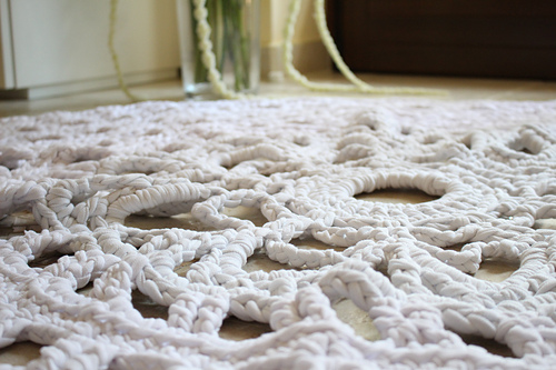 Ravelry: Round Doily Rug pattern by Jessica Venture