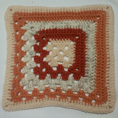 Ravelry: Split Granny Square pattern by Joanita Theron
