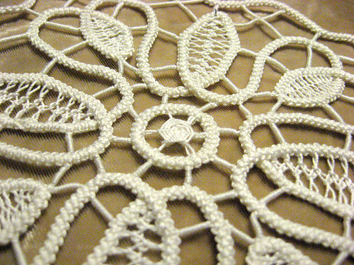 Ravelry: project #3 Romanian Point Lace Centerpiece to make pattern by ...