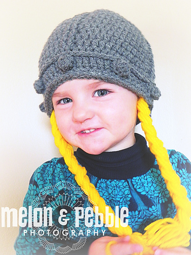 Ravelry: Helga & Olaf Beard and Braids Pattern pattern by Lori Murphy
