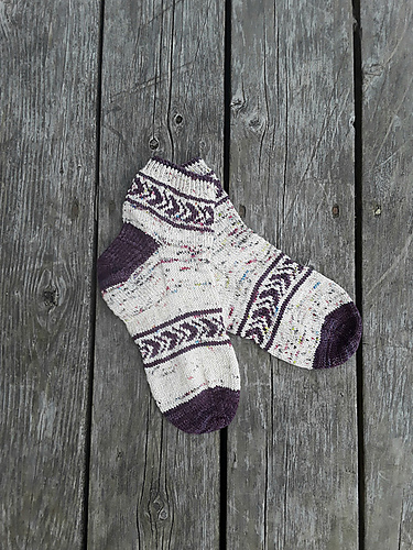 Ravelry: Meander My Way Socks pattern by Jennifer Knight