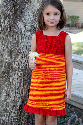 Ravelry: Pella Dress pattern by Laura Savastinuk