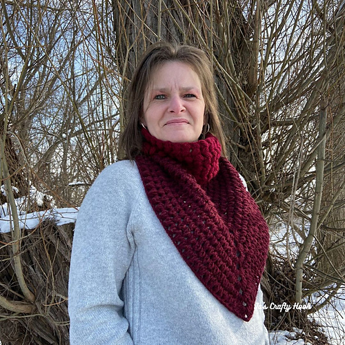 Ravelry: Welsh Braided Cowl pattern by Jo's Crafty Hook