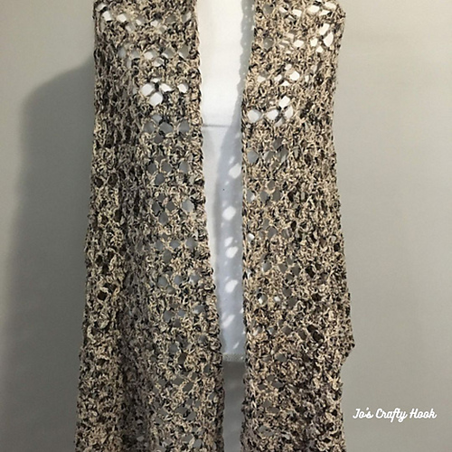 Ravelry: Wrapped in Diamonds pattern by Jo's Crafty Hook