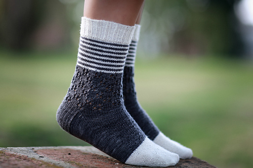 Ravelry: 2 Color Socks pattern by Joji Locatelli