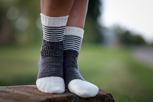 Ravelry: 2 Color Socks pattern by Joji Locatelli