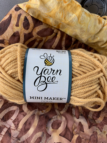 Ravelry: Yarn Bee Mini Maker