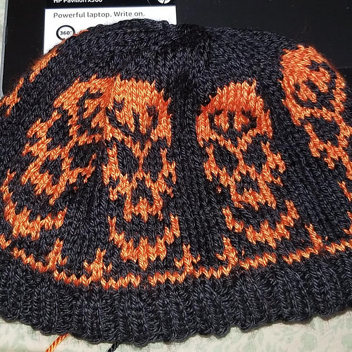 Ravelry: Bonehat pattern by Gerrit Rijken (Tundra Toucan) and Noeska Smit