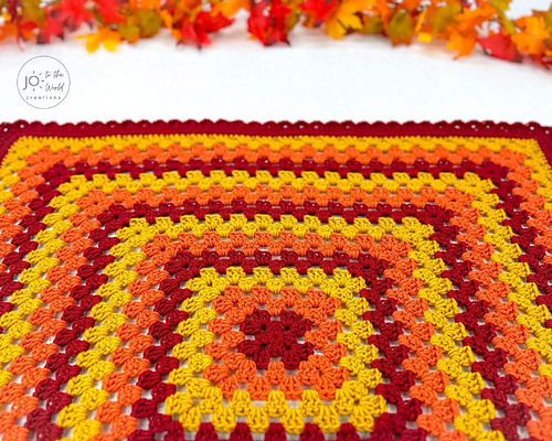 Ravelry: Continuous Granny Square Blanket pattern by Jo Edwards