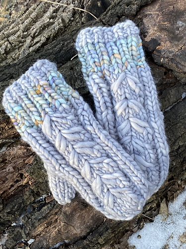 Ravelry: Sitka Mittens pattern by Shanon Dycke