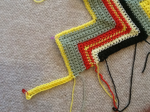 Ravelry: Diagonal Ripple DIY pattern by Judith Russell