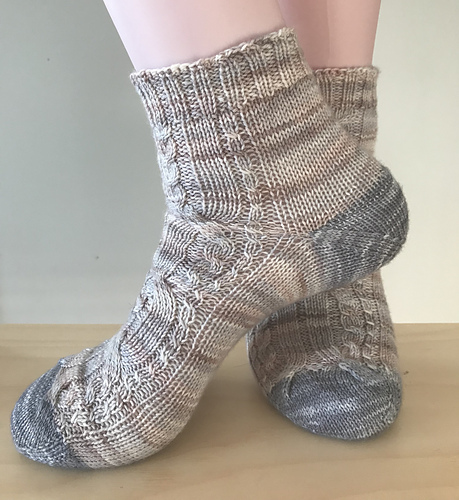 Ravelry: Evie pattern by Melinda Measor