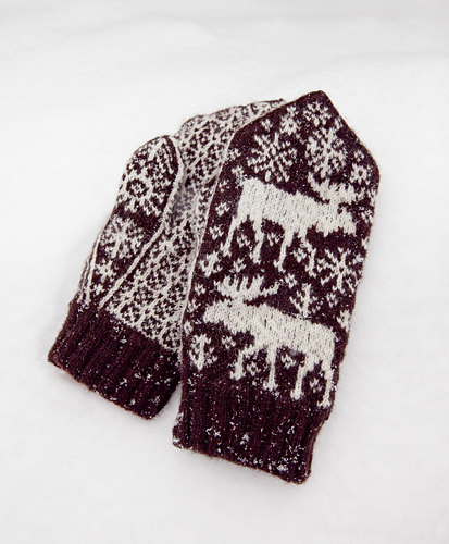 Ravelry: Marvellous Moose Mittens pattern by Judy Kavanagh
