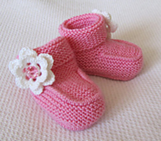 Ravelry: julysnow's Bootees with Blossom