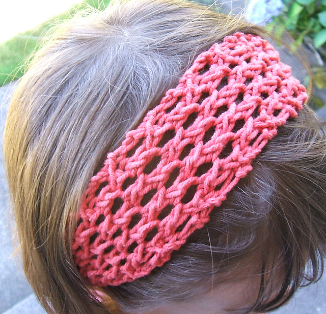Ravelry: Holey Headband, Batman! pattern by Michele Klundt