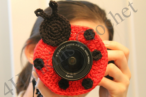 Ravelry: Ladybug Camera Buddy pattern by Kristin Hankins