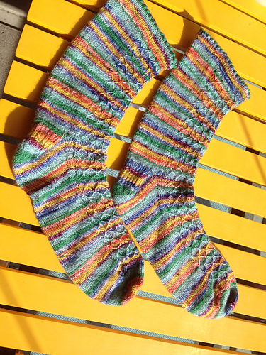 Ravelry: Quilted Lattice Toe-up Socks pattern by Margaret Edelson