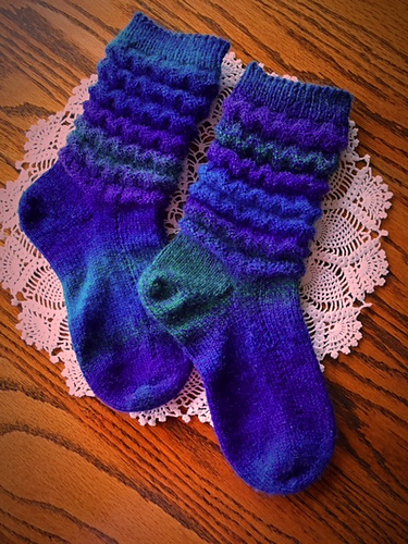 Ravelry: Warm Ups pattern by Phyll Lagerman