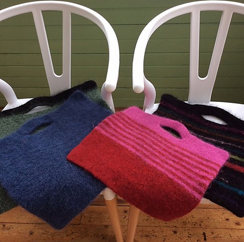 Ravelry: Seating pad pattern by Danish Knitting Academy by Karen Krogsgaard