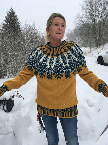 Ravelry: Snow Patrol pattern by Danish Knitting Academy by Karen Krogsgaard
