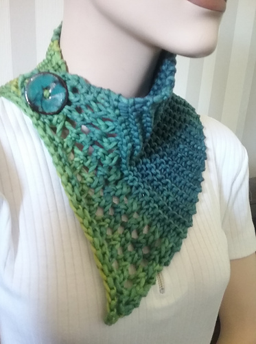 Ravelry: Winter's End Cowl pattern by Rebecca Shepler